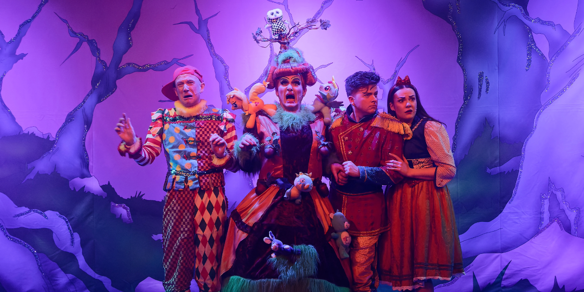 A Storming Snow White Performance | Experience Henley